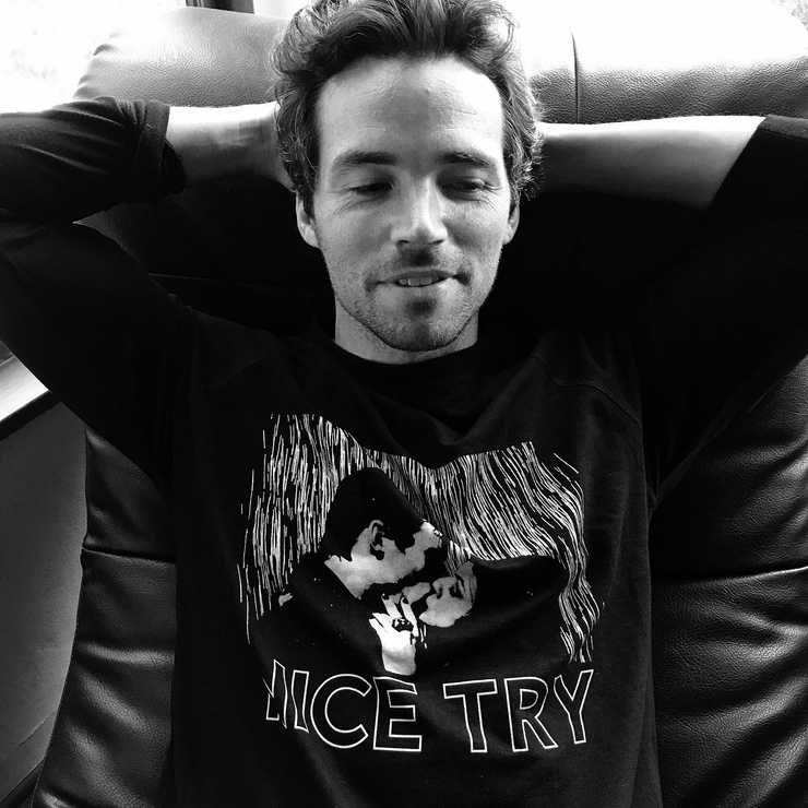 Picture of Ian Harding