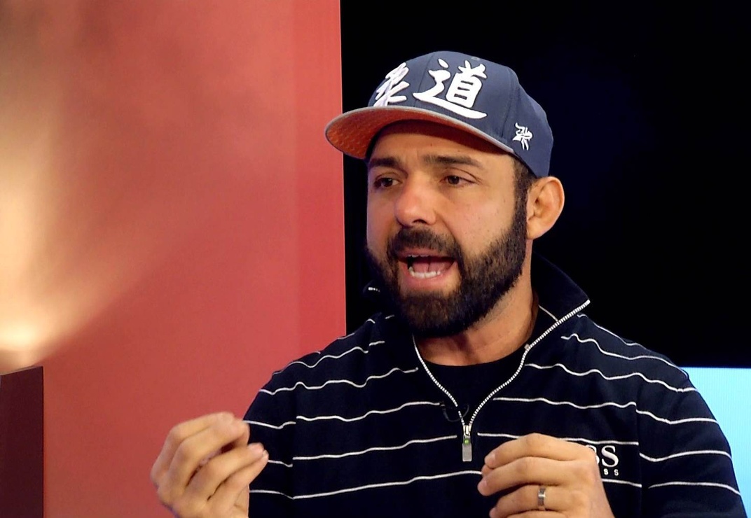 Anthony Carelli picture