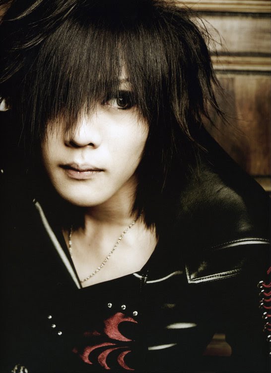 Listal - List the stuff you love! Movies, TV, music, games and books