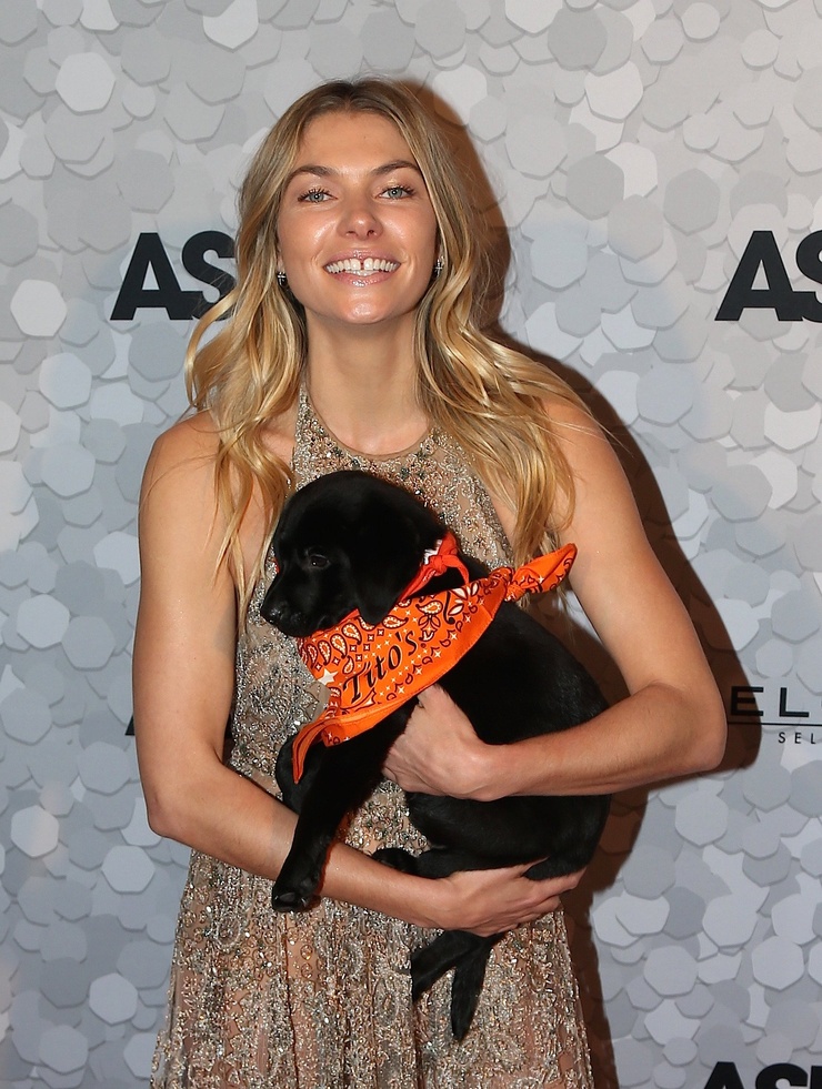 Jessica Hart picture