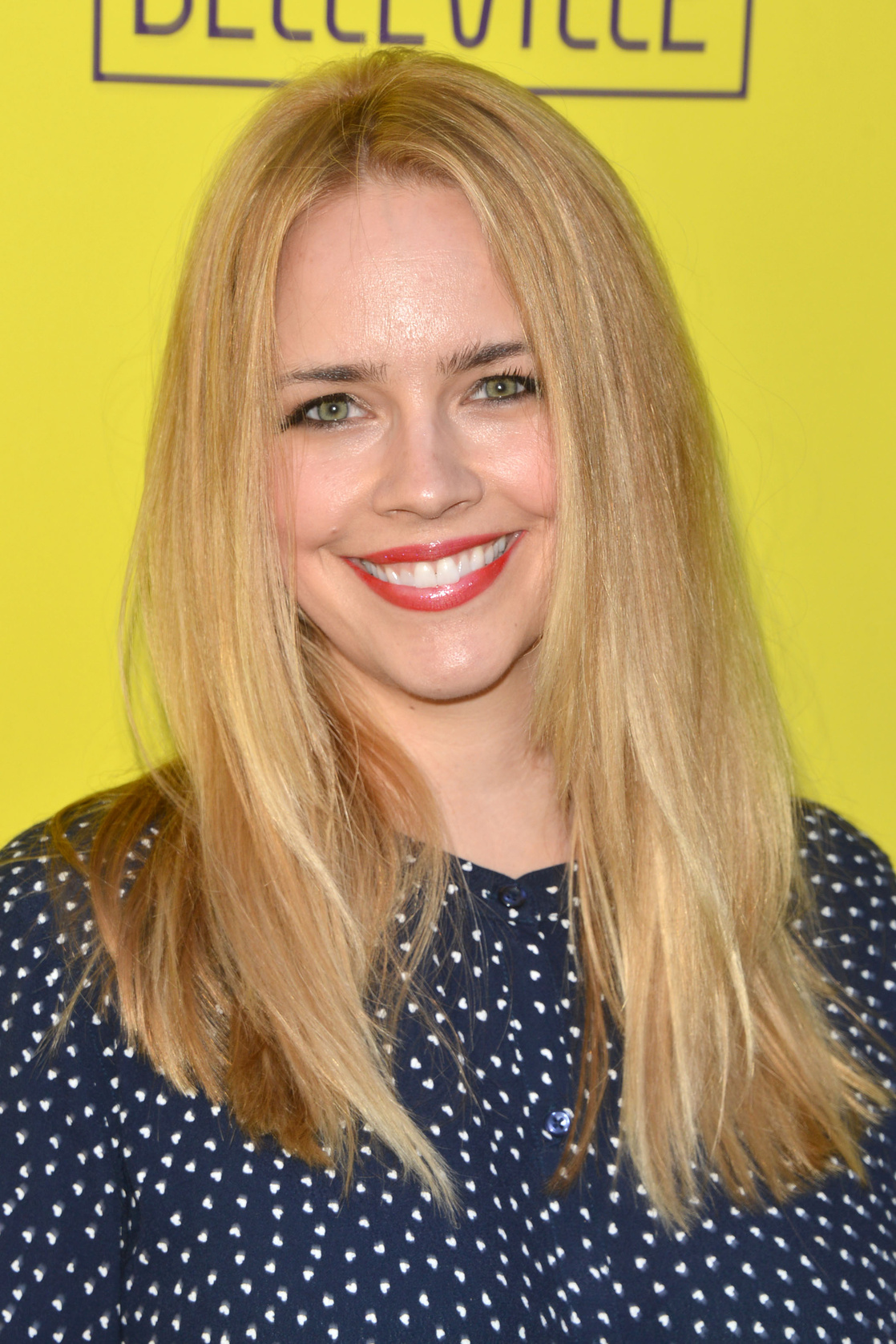 Image of Jessica Barth