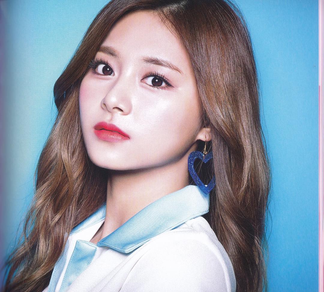 Image of Chou Tzu-yu (Tzuyu)