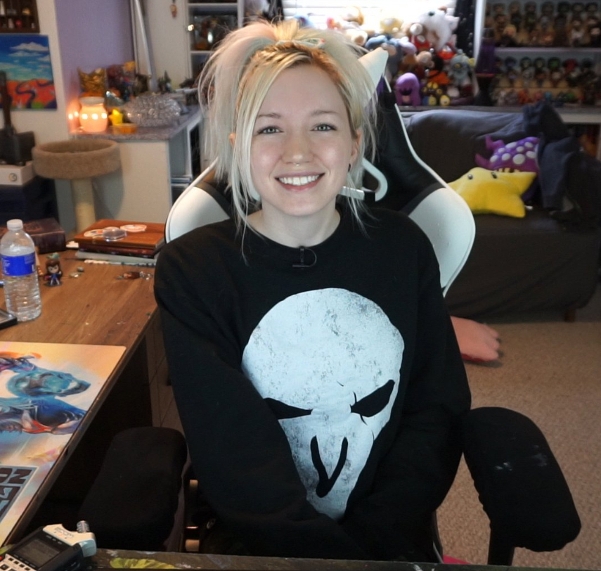 Danielle Mackey image