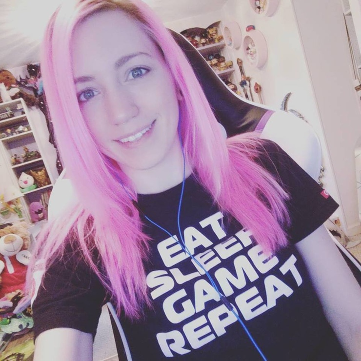 Danielle Mackey picture