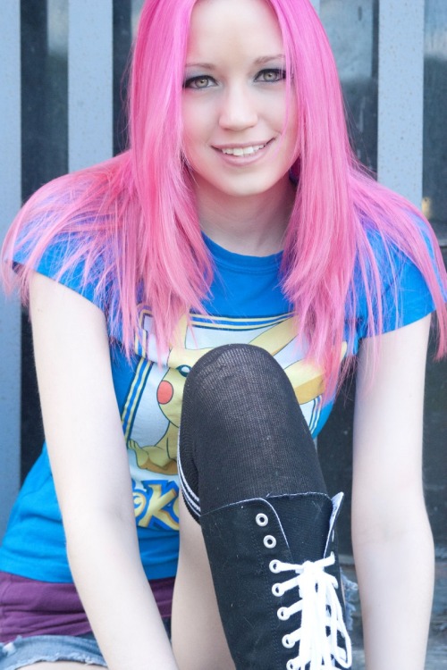 Danielle Mackey image