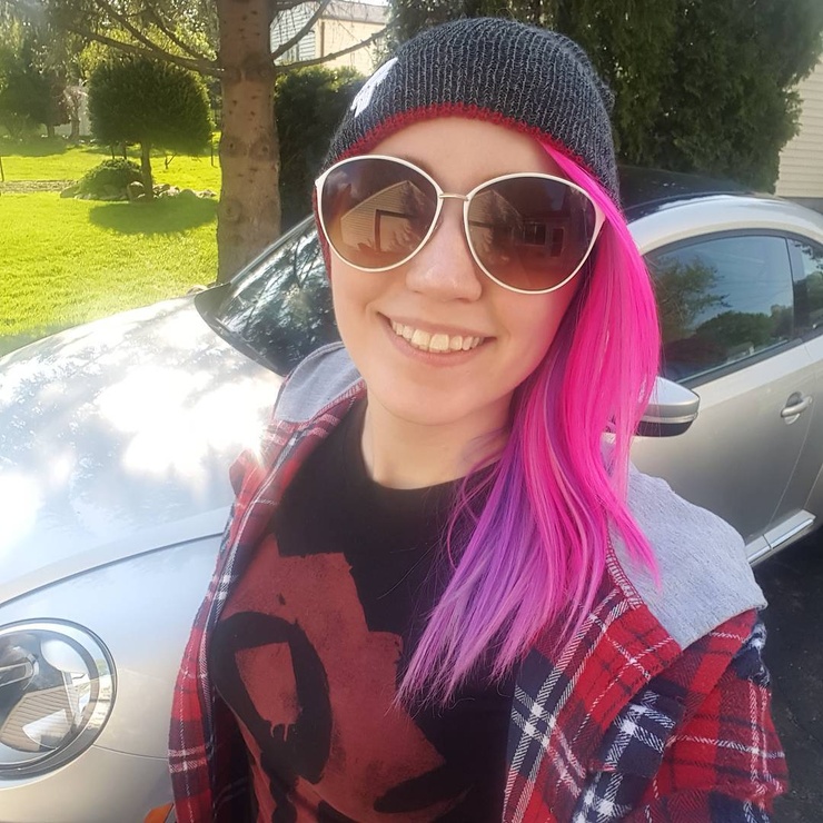 Danielle Mackey picture