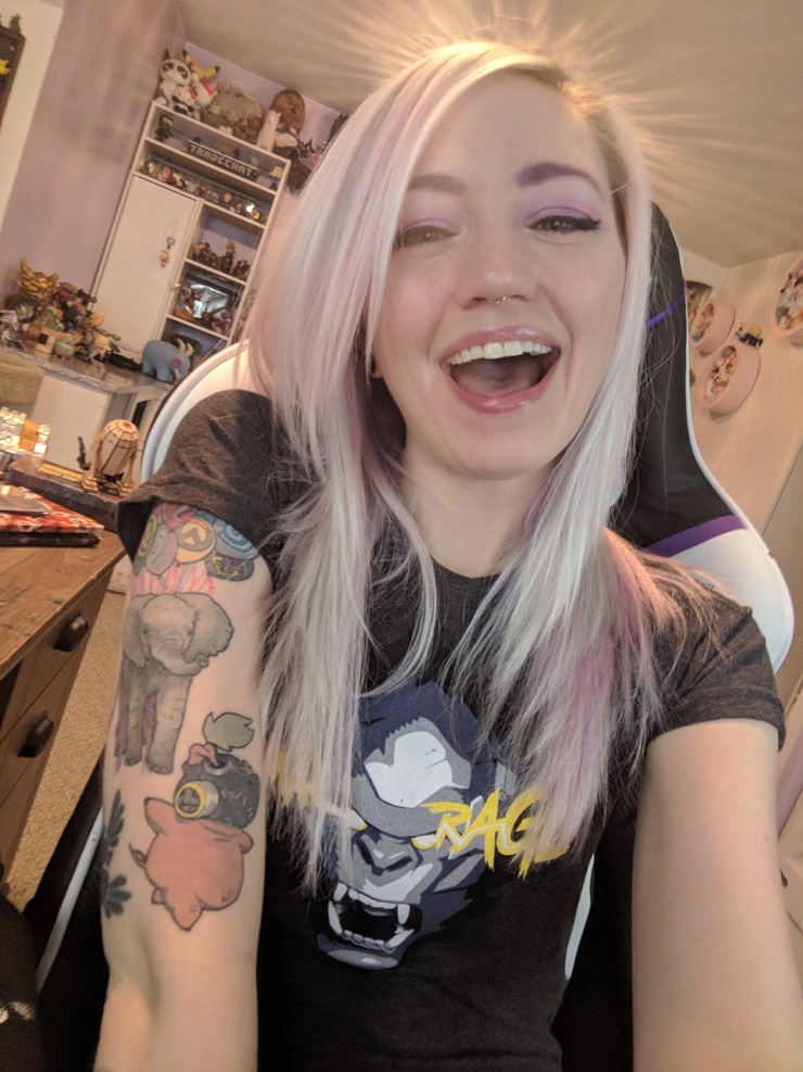 Danielle Mackey image