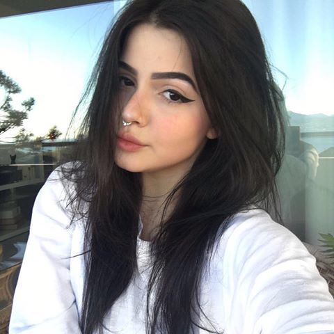 Image of Isa Longwell