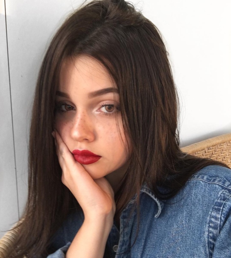 Picture of Isa Longwell