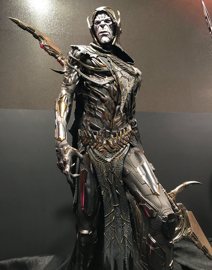 Picture of Corvus Glaive
