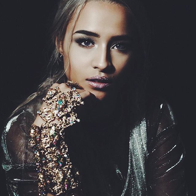 Picture of Yade Lauren