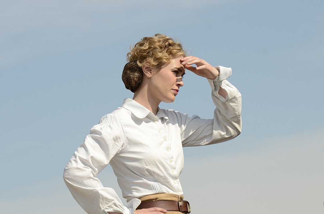 Picture of Dominique McElligott