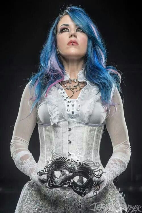 Picture of Alissa White