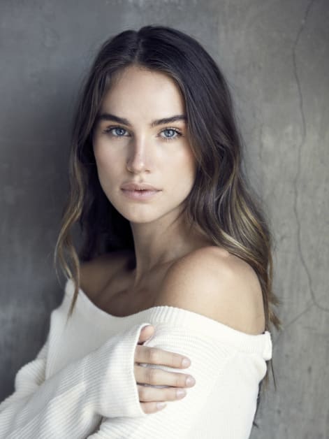Picture of abbie straughn