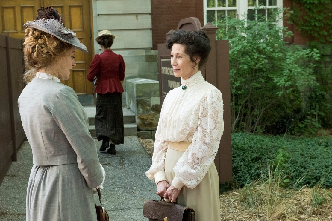 Murdoch Mysteries picture