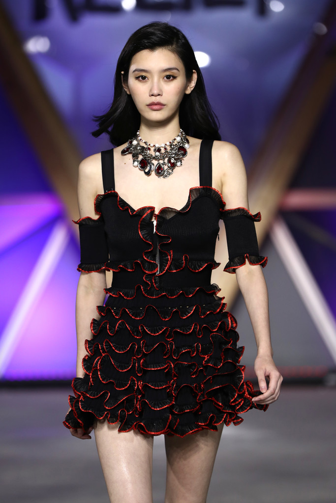 Ming Xi