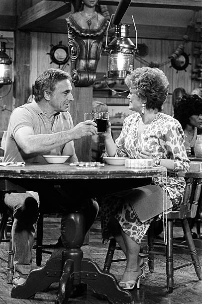 Donnelly Rhodes, Rue McClanahan