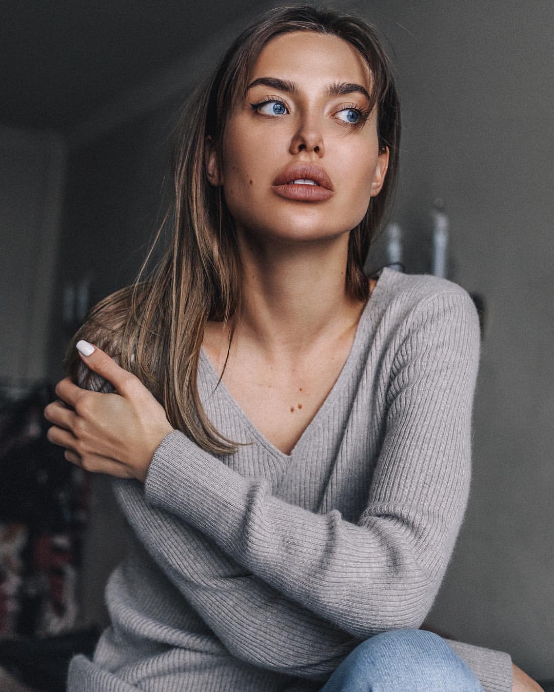 Listal - List the stuff you love! Movies, TV, music, games and books