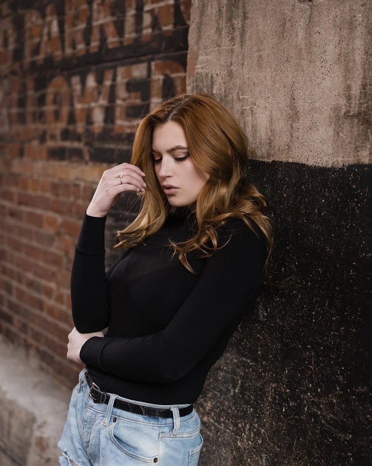 Picture of Kirsten Lee Price