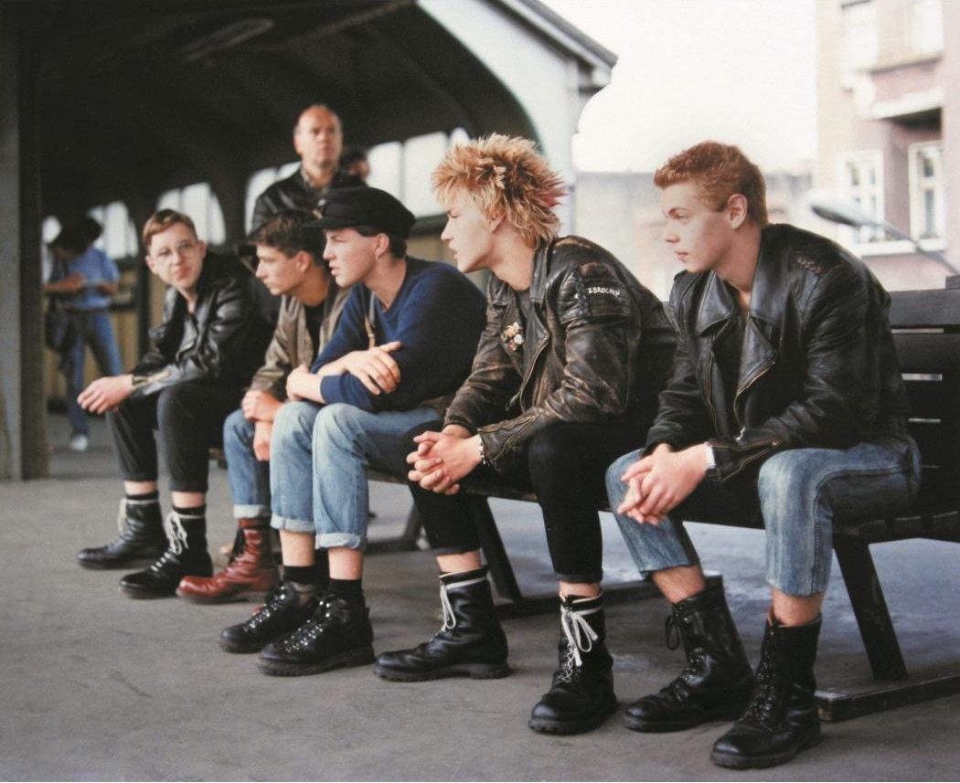 Image of whisper & SHOUT