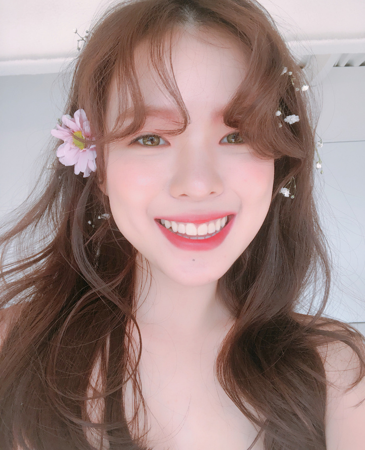 Picture of Ha Neul (하늘)