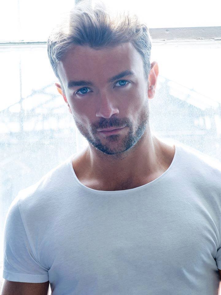 Picture of Emrhys Cooper