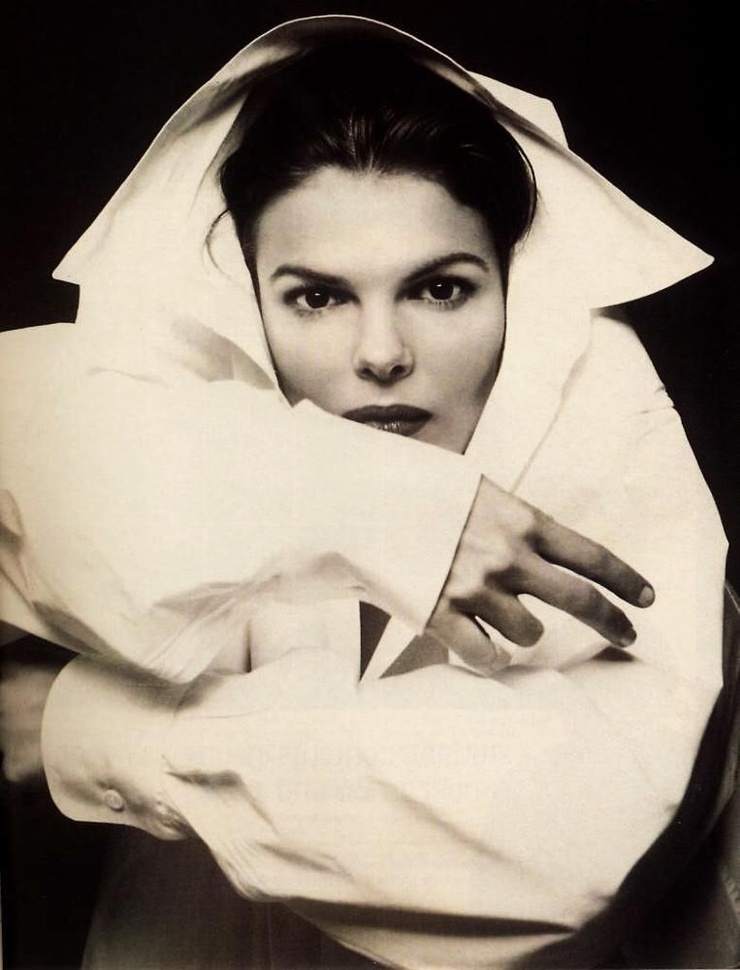Picture of Jeanne Tripplehorn