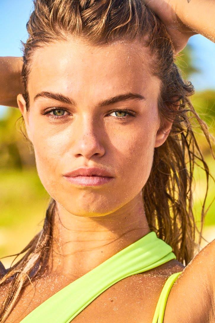 Picture of Hailey Clauson