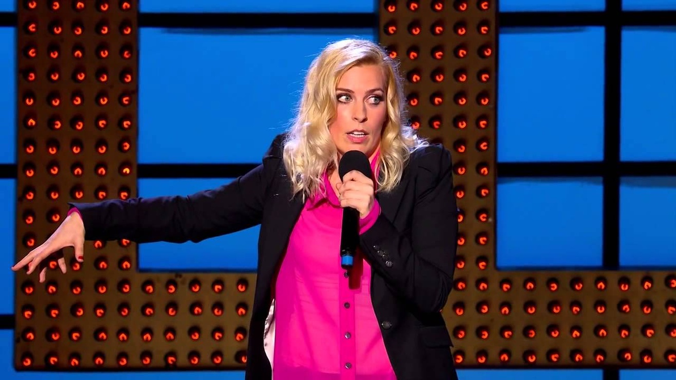 Picture of Sara Pascoe