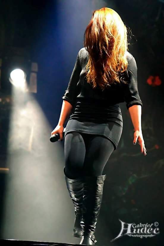 Picture of Simone Simons