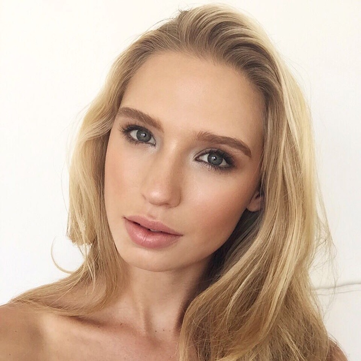 Picture of Roxanne Matthee