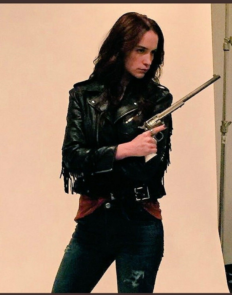 Image of Melanie Scrofano