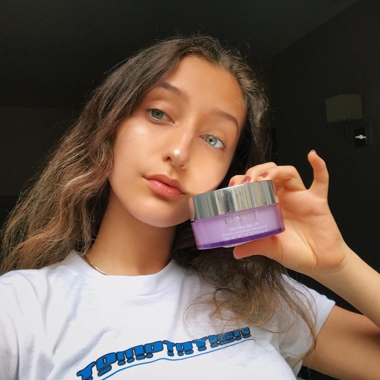 Picture of Hailey Sani