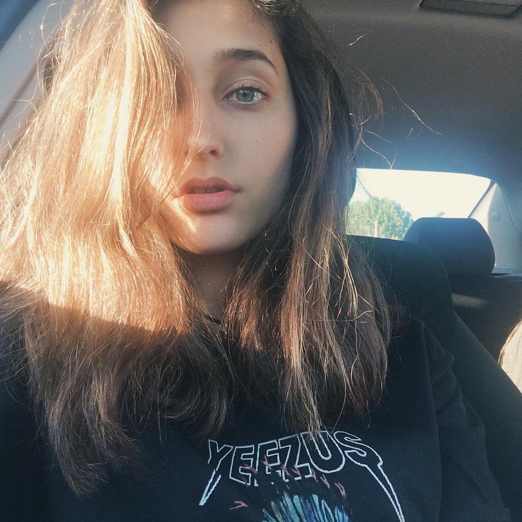 Picture of Hailey Sani