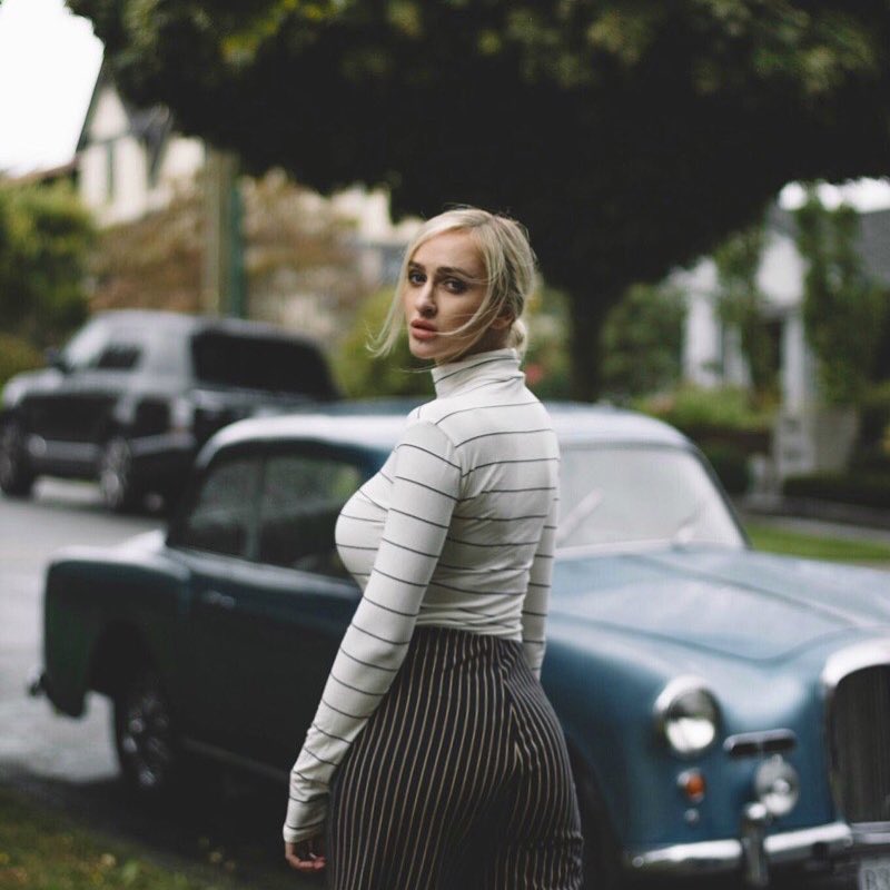 Picture of Alyssa Barbara