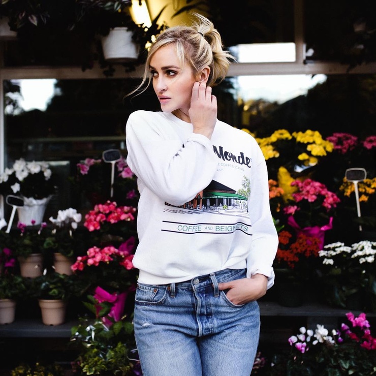 Picture of Alyssa Barbara