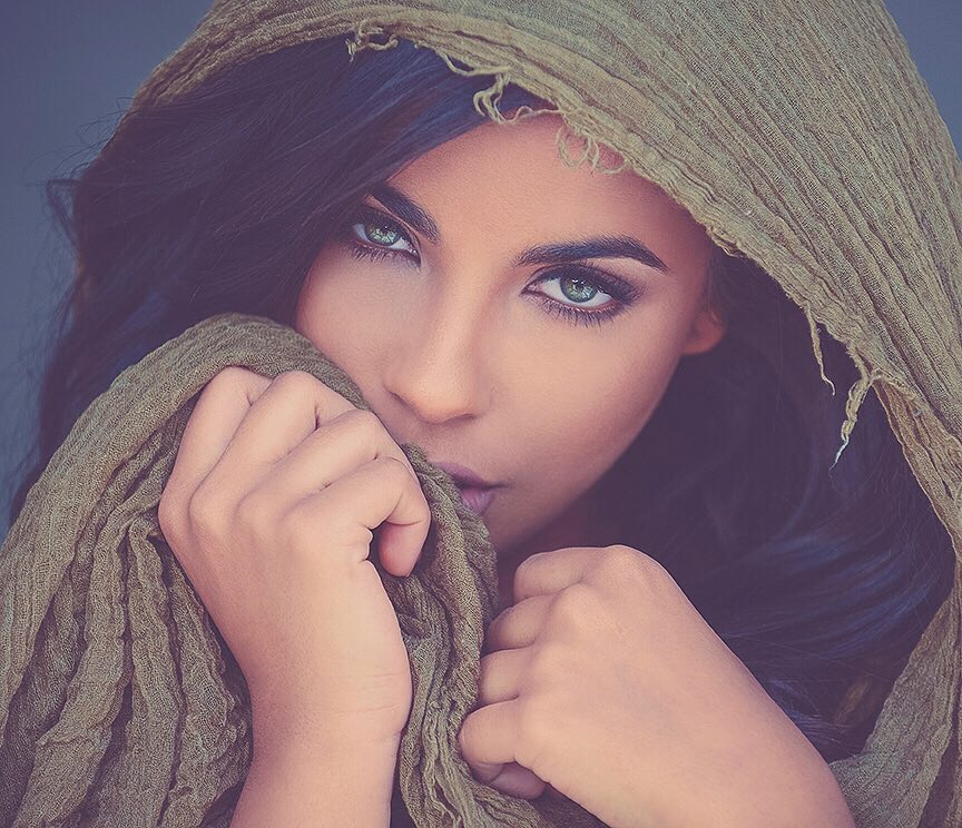 Picture of Marina Mendes
