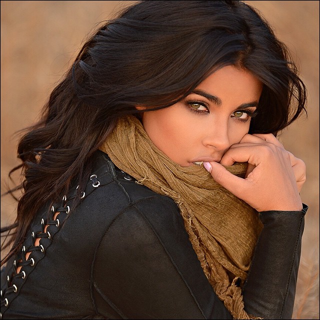 Picture of Marina Mendes