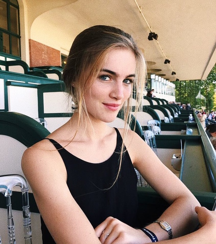 Picture of Emily Barbe