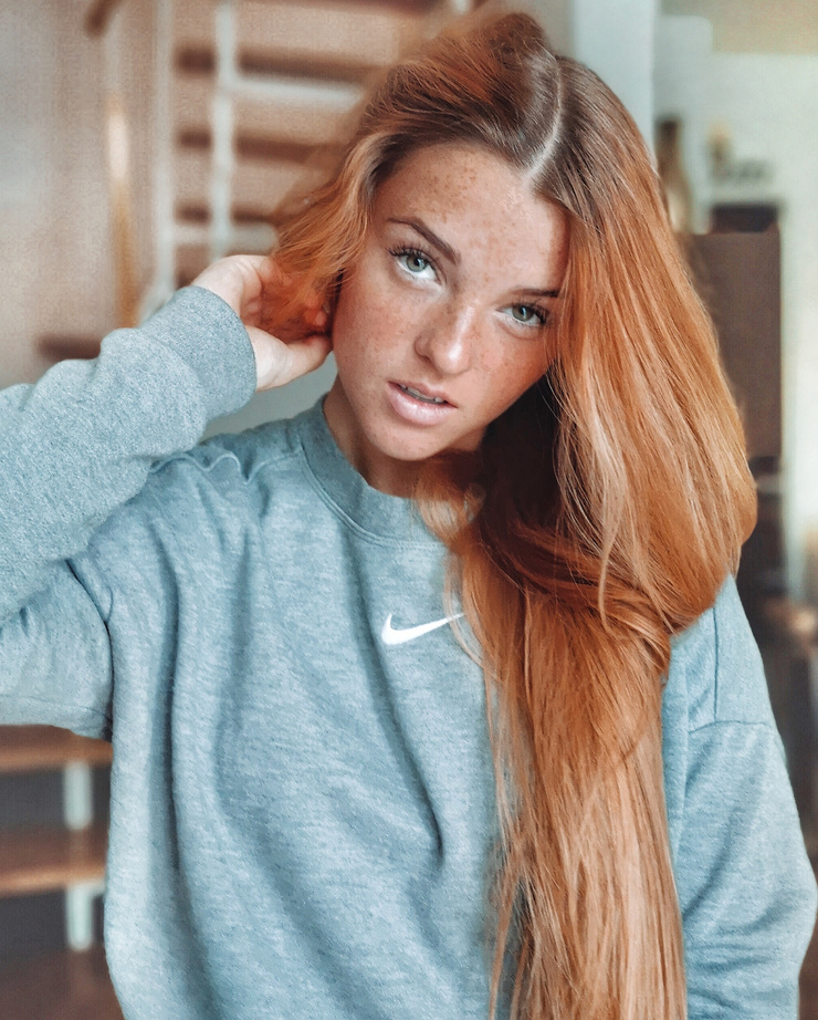 Picture of Lara Vogel