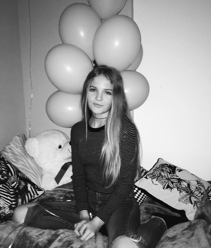 Picture of Zoë Malia Moon