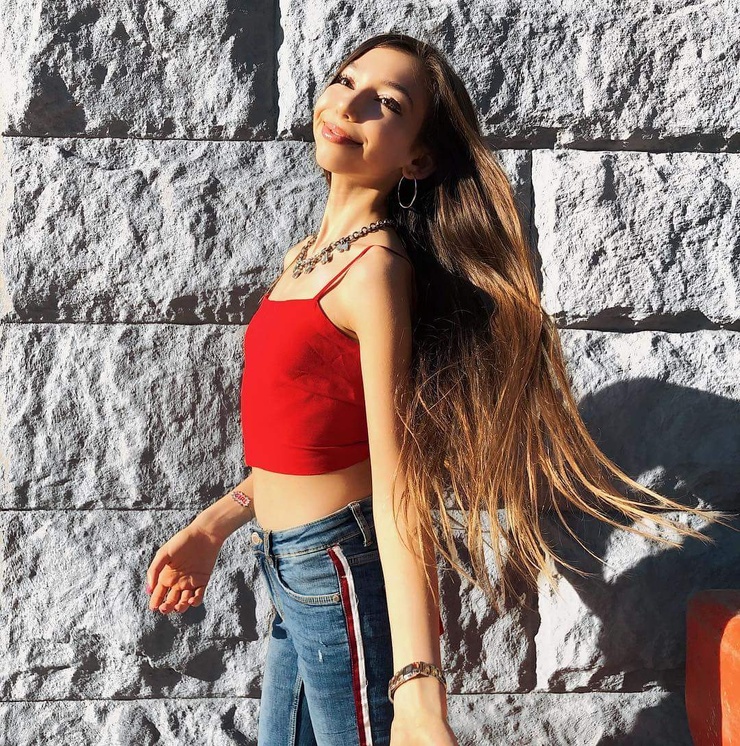 Picture of Lulu Lambros