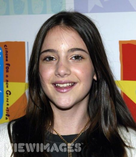 Picture of Alexa Nikolas