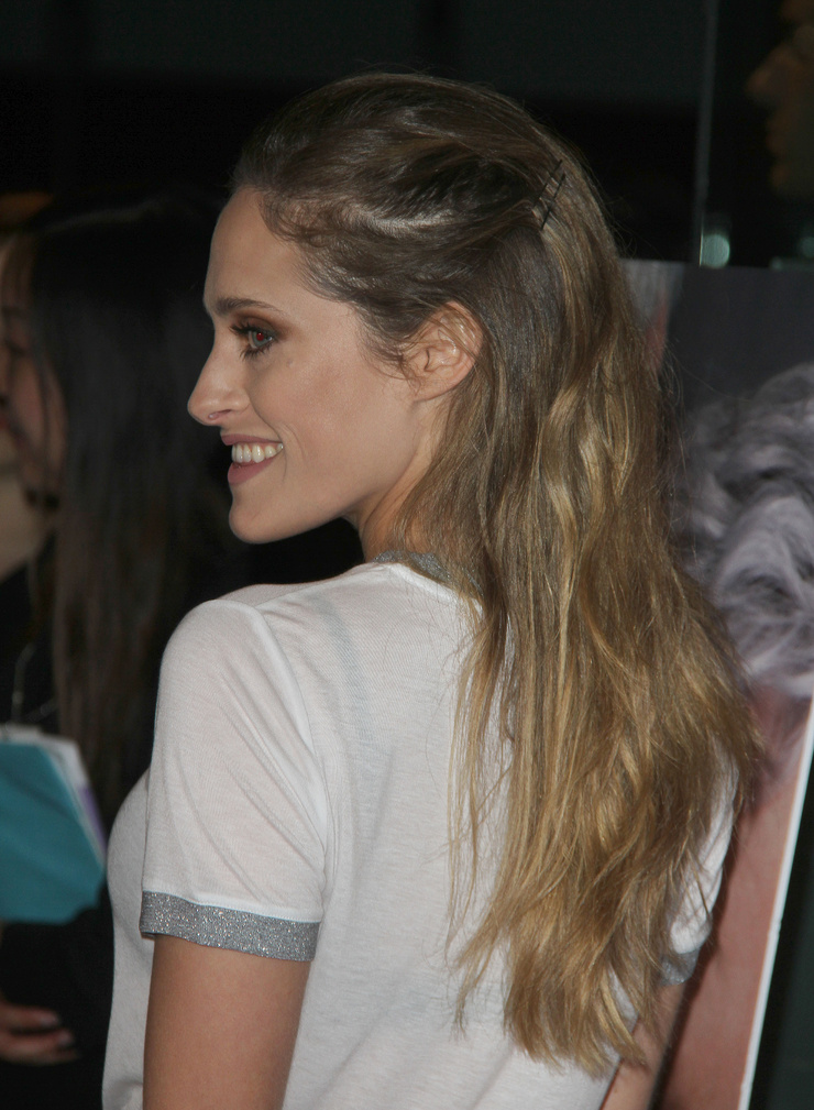 Picture of Carly Chaikin