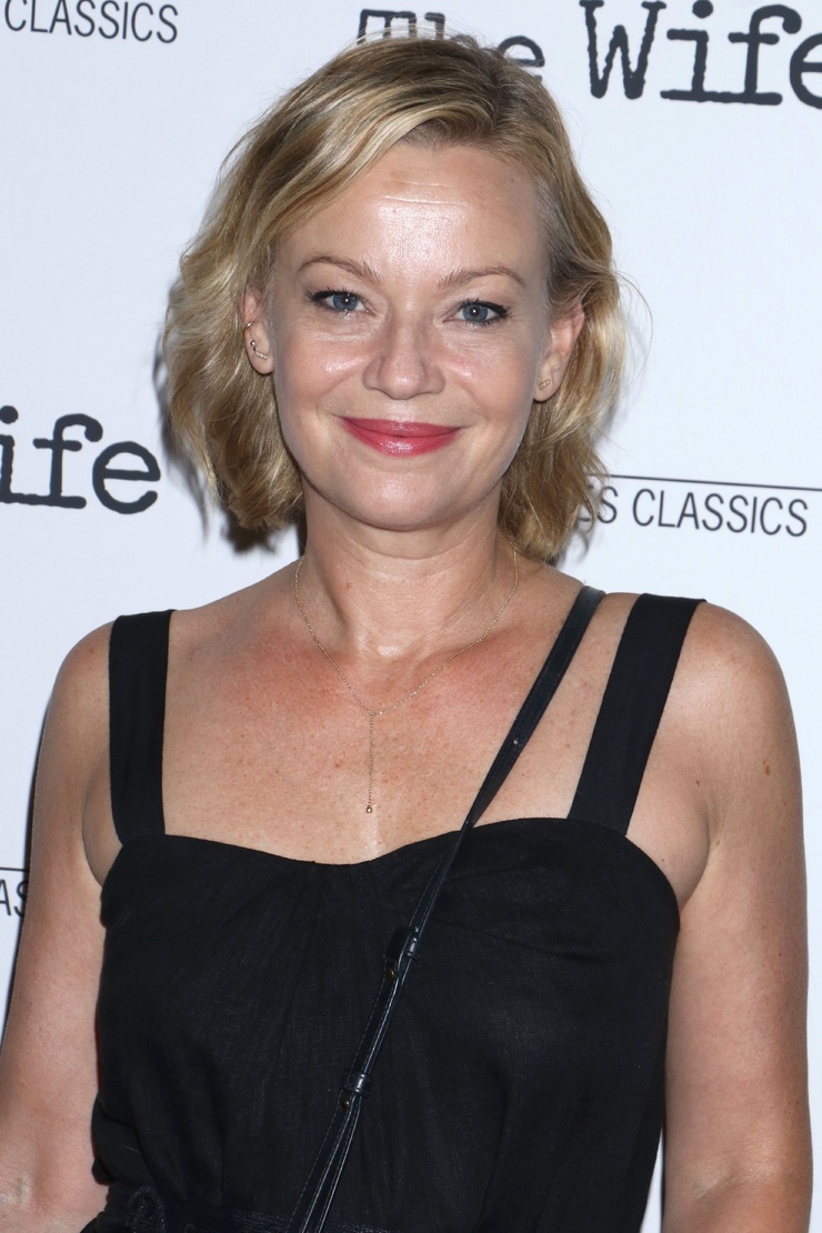 Picture of Samantha Mathis