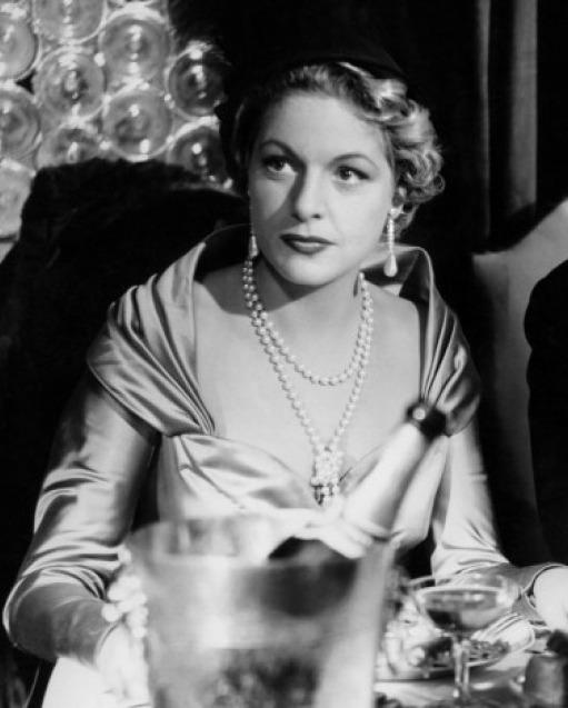 Picture of Madeleine Robinson