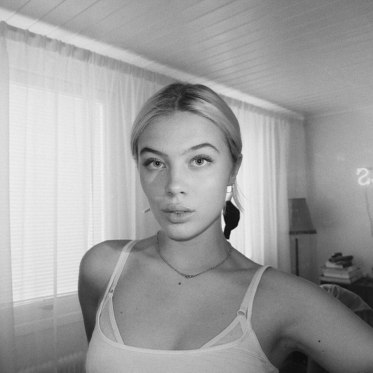 Olivia Sundberg Picture