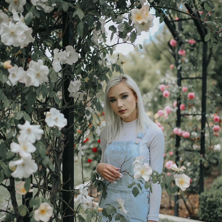 Image of April Jayne