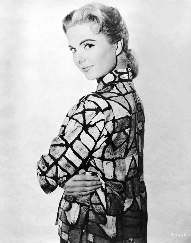 Martha Hyer