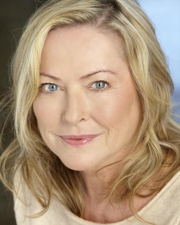 Picture of Lori Hallier